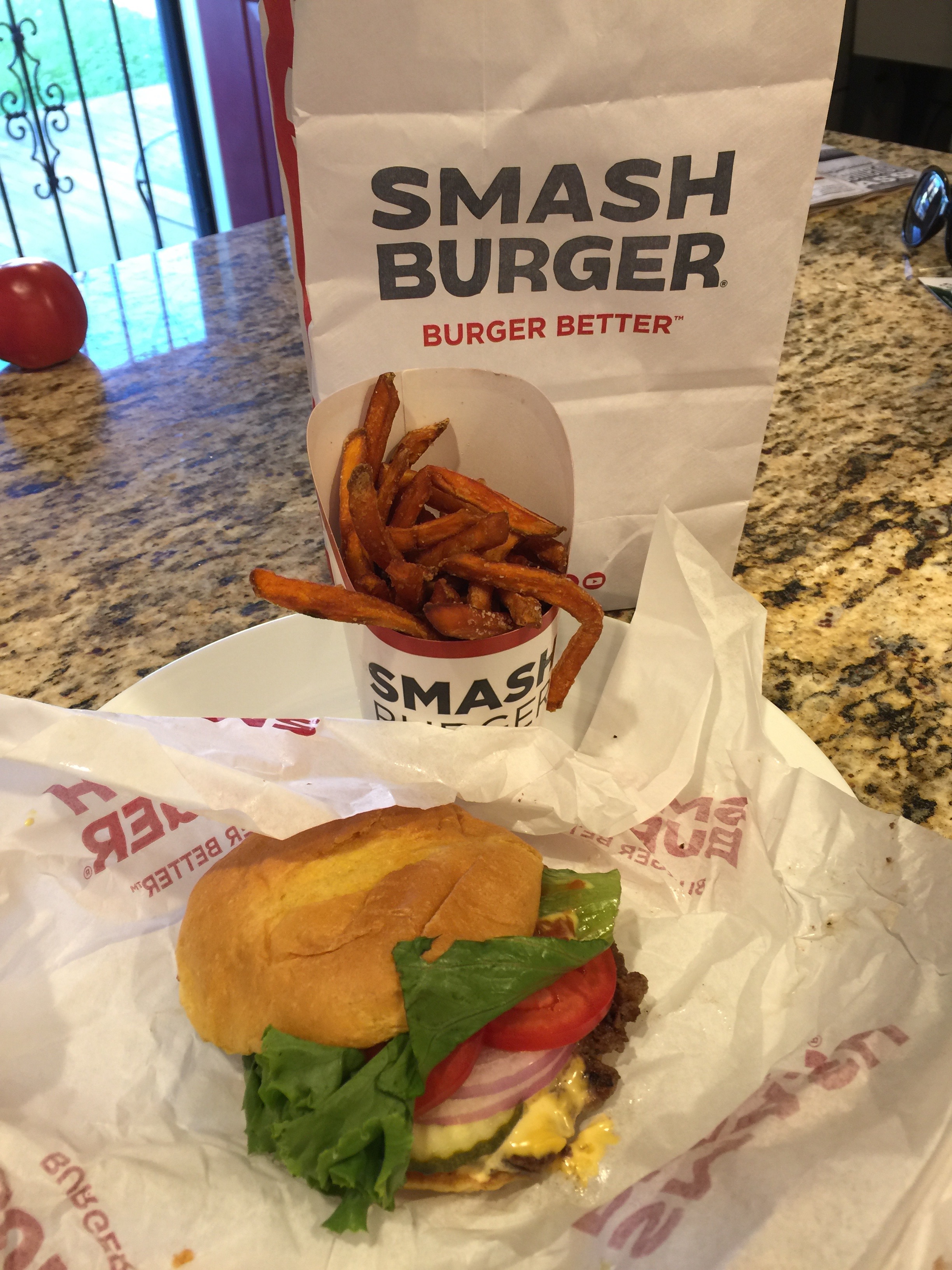 smashburger - Cooks and Eats, a great burger joint with fresh foodCooks ...
